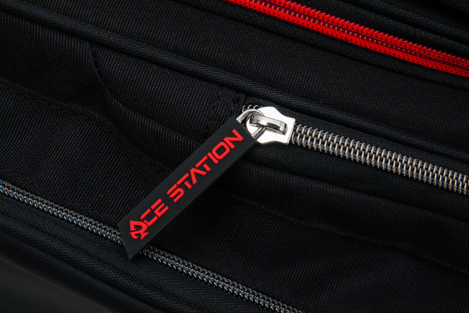 TOUR BAG BLACK/RED – ProKennex